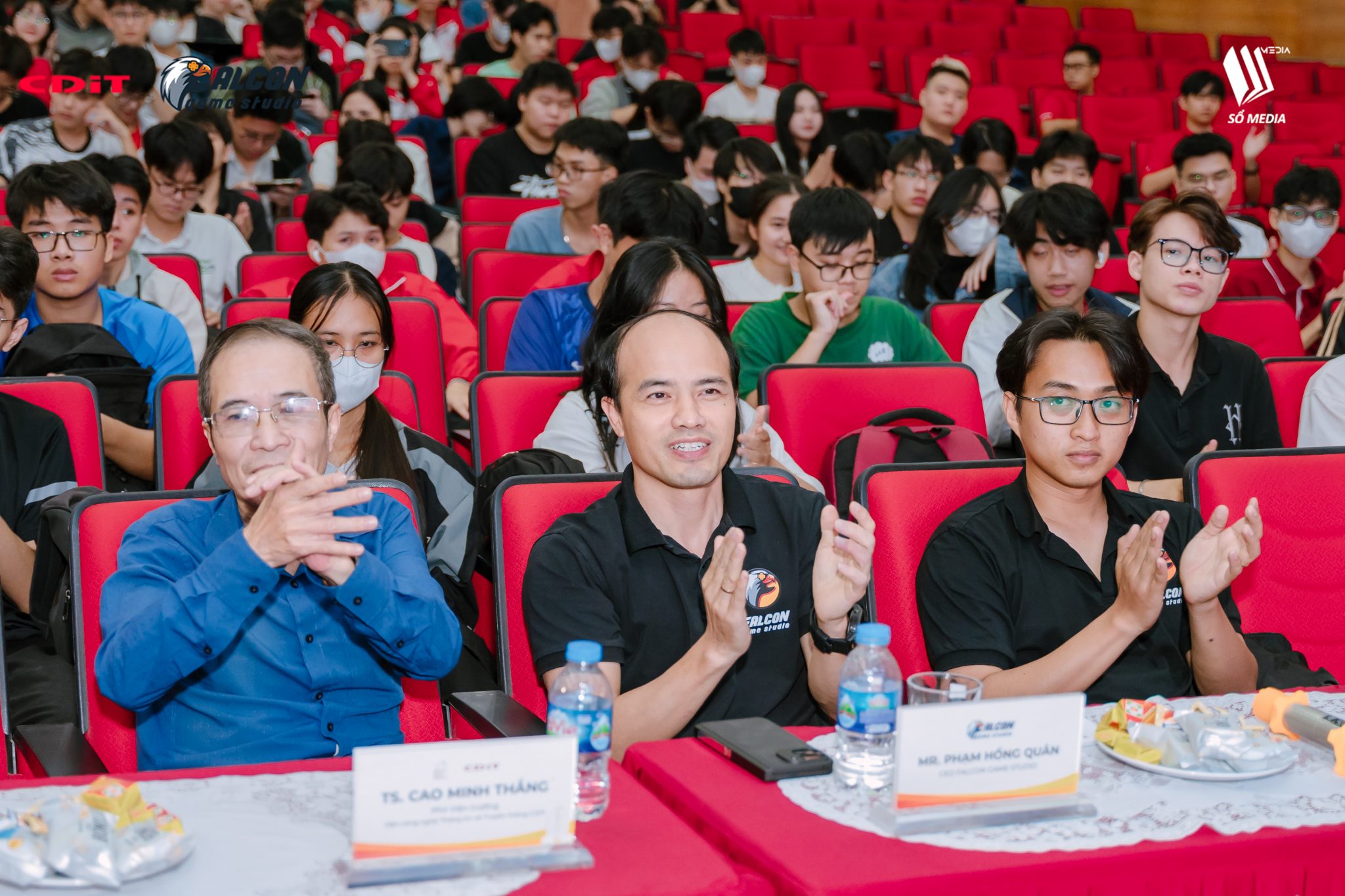 Falcon Game Studio at the Talkshow: Game Design from the Professional’s ...