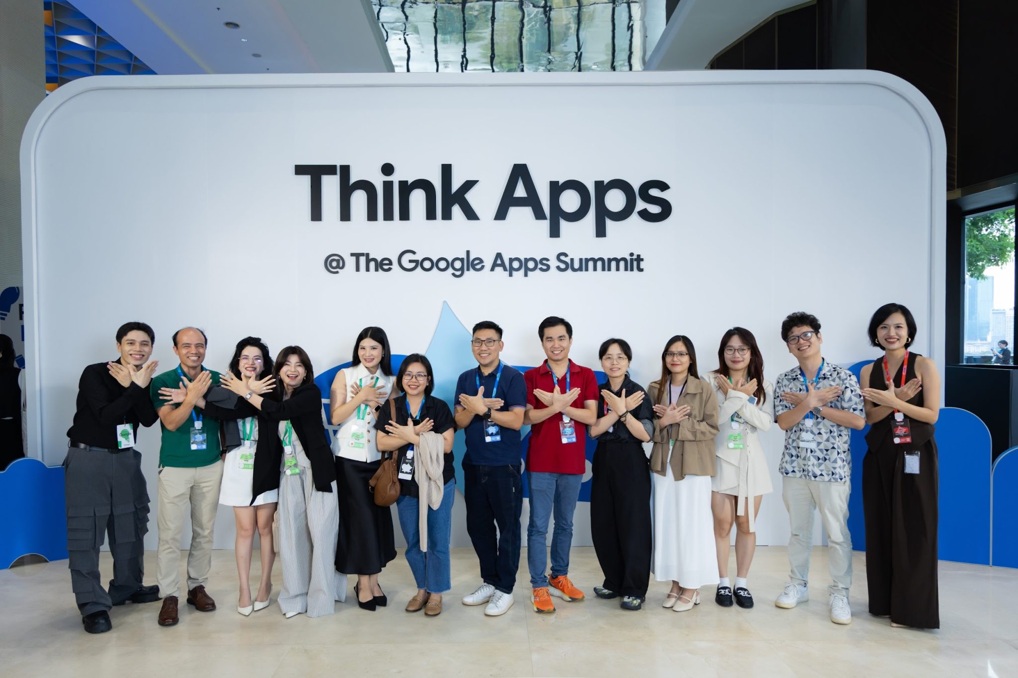 𝐅𝐚𝐥𝐜𝐨𝐧 𝐆𝐚𝐦𝐞 𝐒𝐭𝐮𝐝𝐢𝐨 𝐚𝐭 𝐓𝐡𝐢𝐧𝐤 𝐀𝐩𝐩𝐬 @ 𝐆𝐨𝐨𝐠𝐥𝐞 𝐀𝐩𝐩𝐬 𝐒𝐮𝐦𝐦𝐢𝐭 𝟐𝟎𝟐𝟓 - Falcon ...